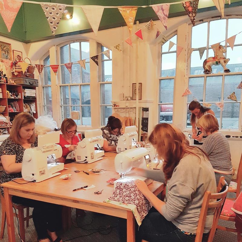 Complete Beginners Workshop - Leah Halliday