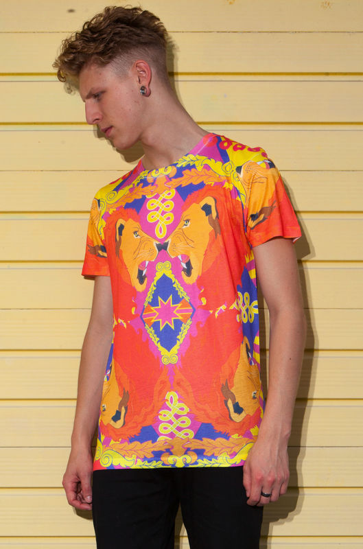 Lions Roaaar T-Shirt - Dazzle & Jolt