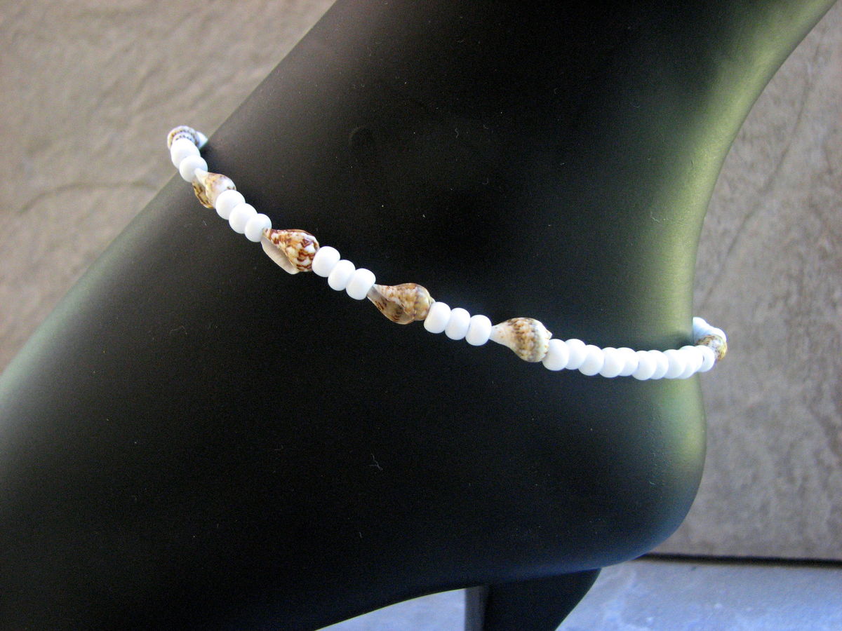 White Beaded Sea Shell Ankle Bracelet, Beach Bride Anklet - Bits off ...