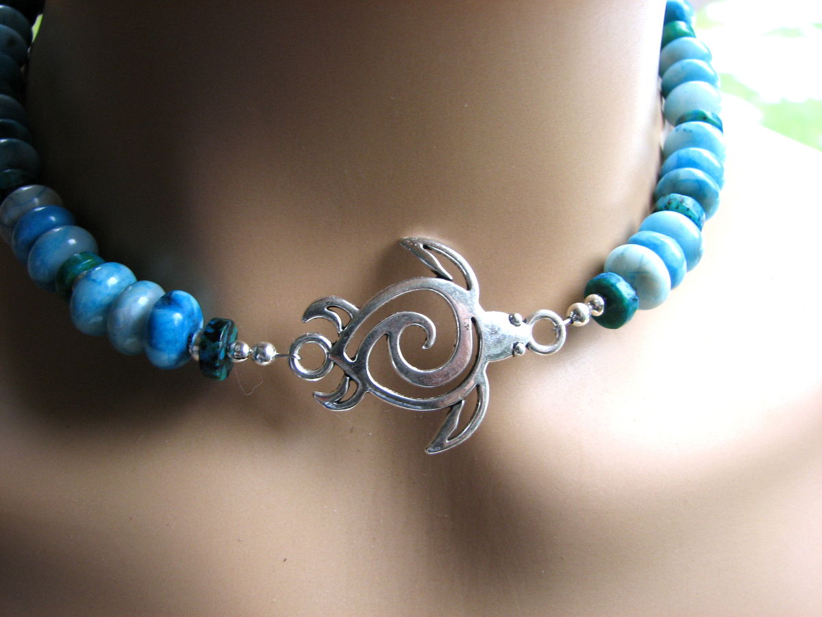 Blue Beaded Sea Turtle Choker Necklace - Bits off the Beach