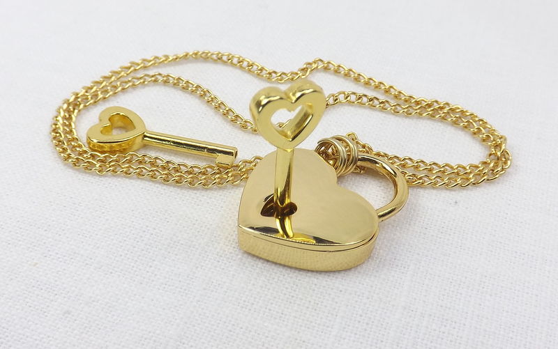 Locking Jewelry Gold color heart lock necklace gift for her submissive ...