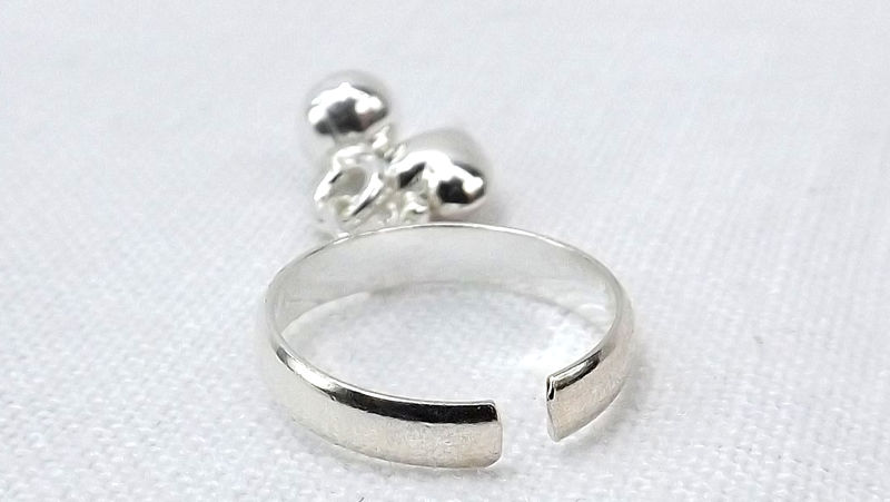 Tiny Bell sterling silver toe ring foot worship kitty bell toe ring ...
