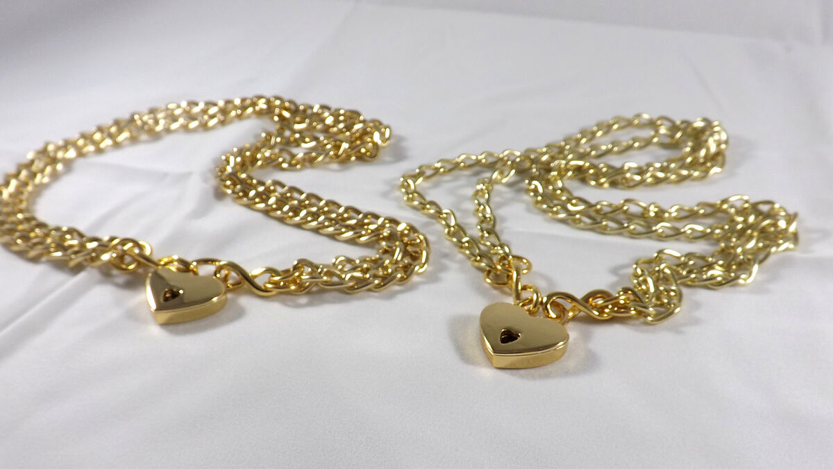 Chains Comparison - Pinch the Muse