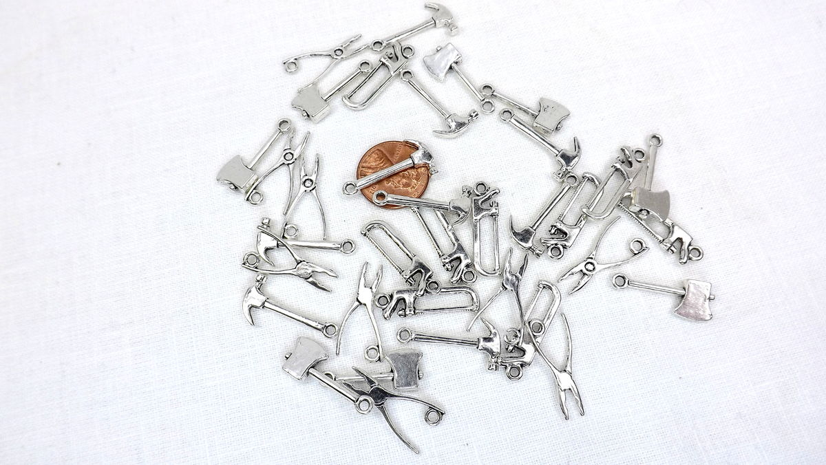 Charm mix tools 34 pieces handyman themed charms construction charms ...