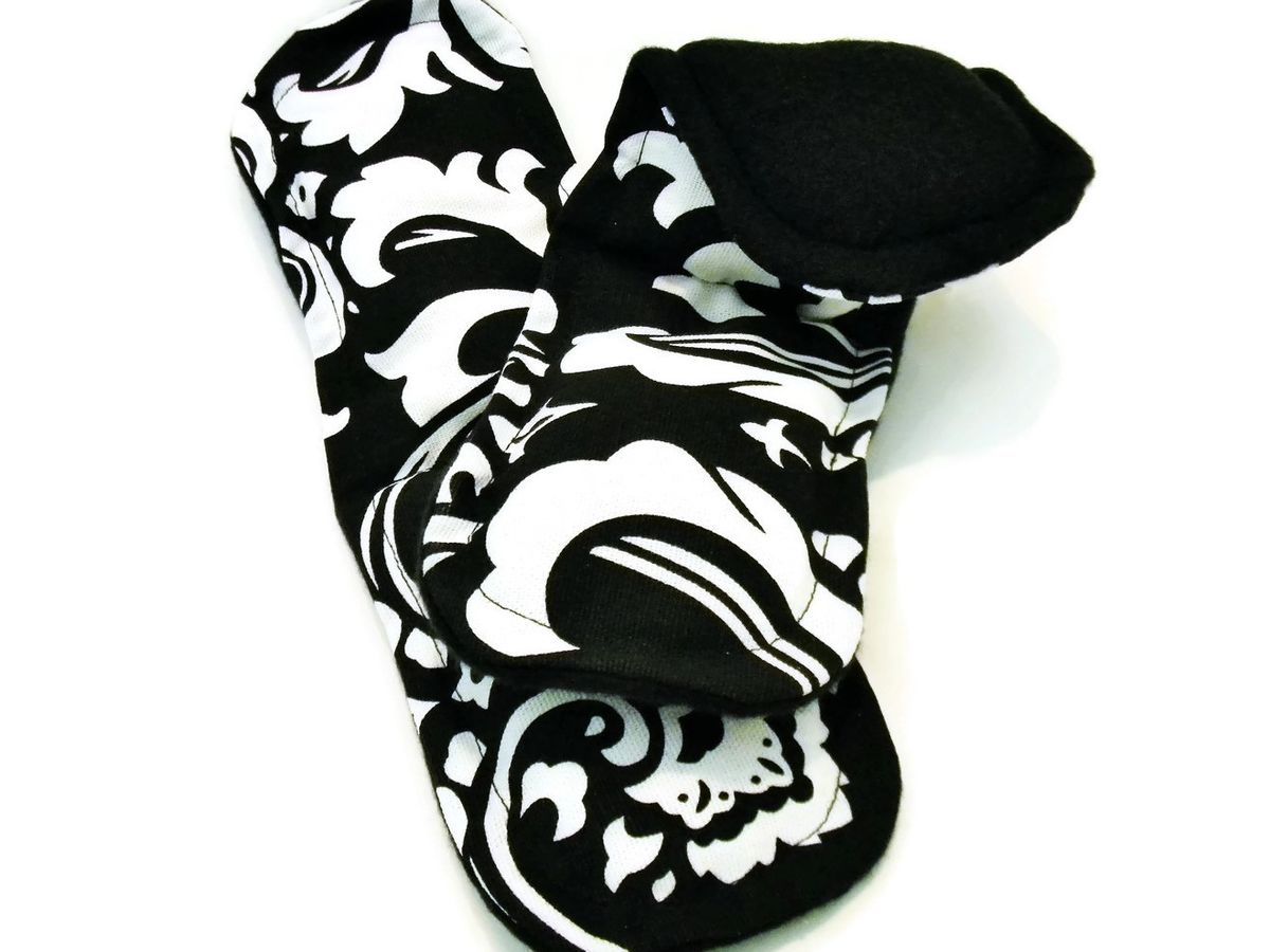 Heated Foot Pads, Microwave Socks or Slippers with Feet Heating Pads ...
