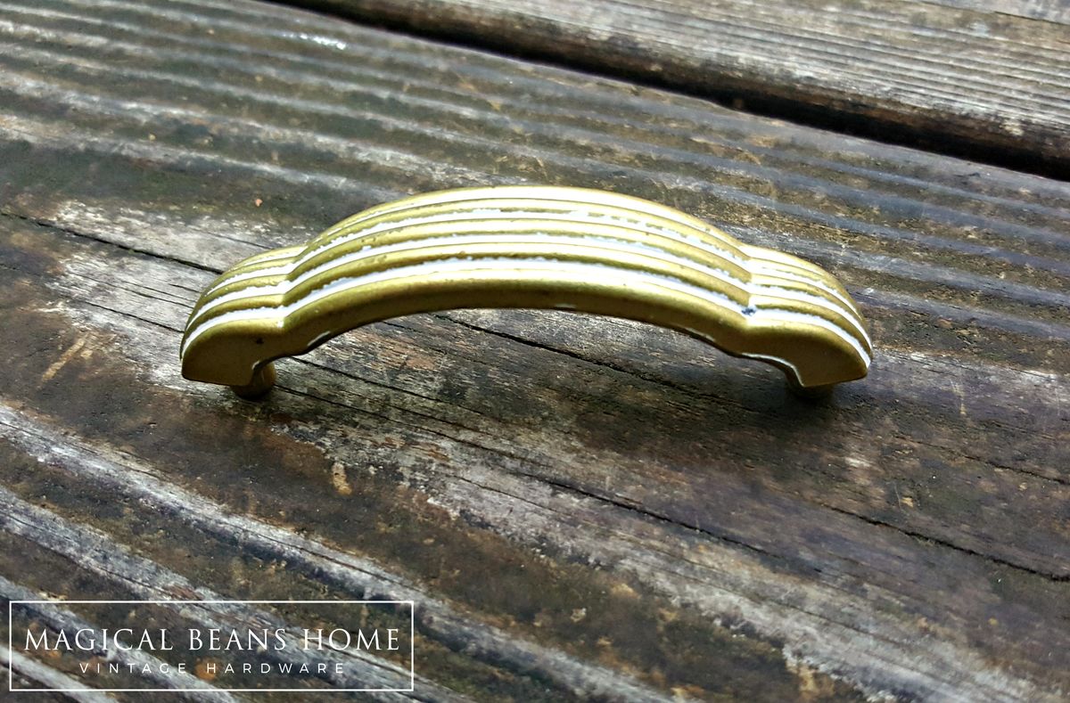 Vintage KBC Mid Century Modern Gold & White Bow Pull - Magical Beans Home