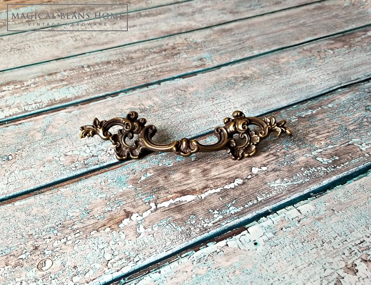 Keeler Brass Company French Provincial Antiqued Gold Lace Drawer Pulls ...