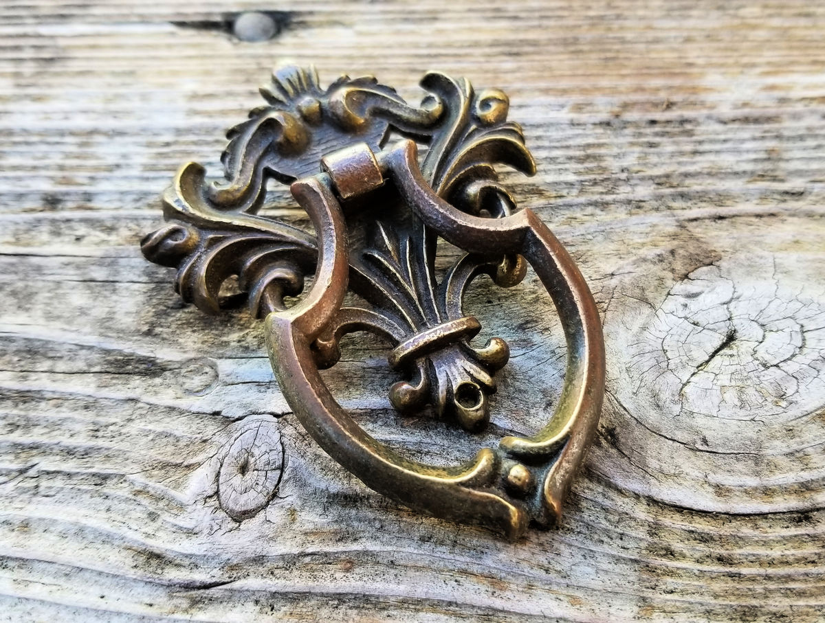 Vintage Keeler Brass Co Victorian Antiqued Brass Ring Pull - Magical ...