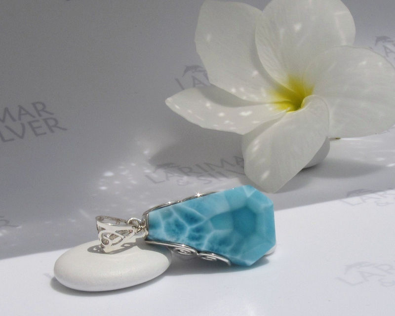 SOLD OUT - Larimarandsilver pendant, Atlantis Diamond, sea blue Larimar ...