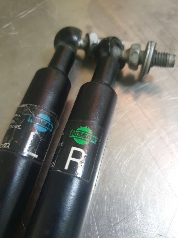 Nissan Stagea WC34 Bonnet & Tailgate Struts - Strut Your Stuff Gas Struts