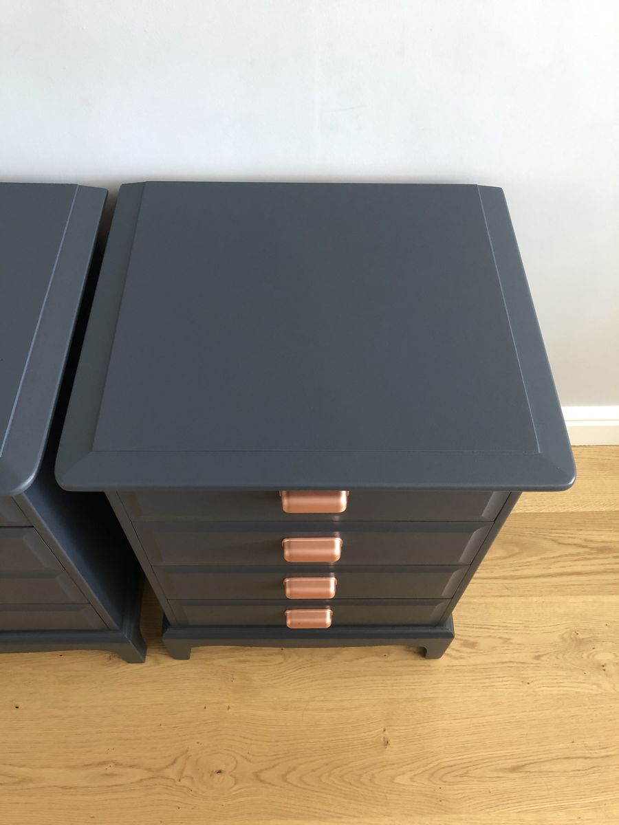 Stag Minstrel Bedside Tables Drawers - Roosters